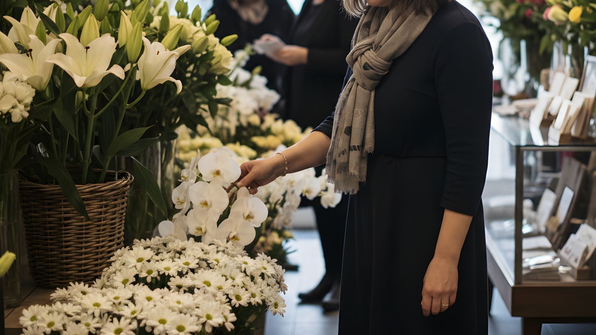 Choosing Funeral Flowers: What to Pick and Why It Matters | Funeral.com ...